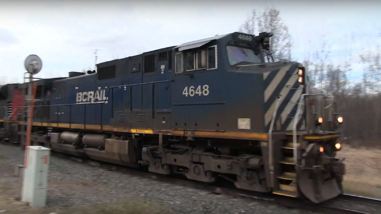 CN Train Spotting HD: BCOL 4648 Leads Q180 East With Beautiful K3LR2 Horn Action 4/12 5/4/18 ...