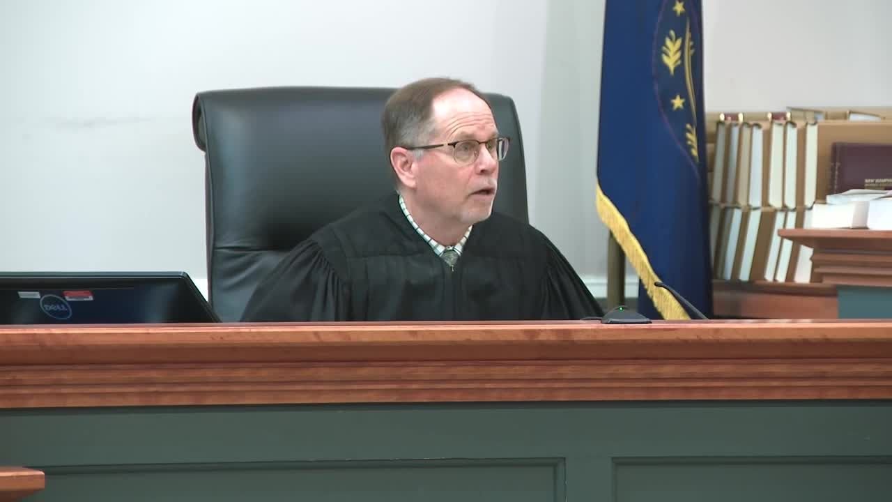 Dale Holloway trial video: Defendant asks for modification of jury ...