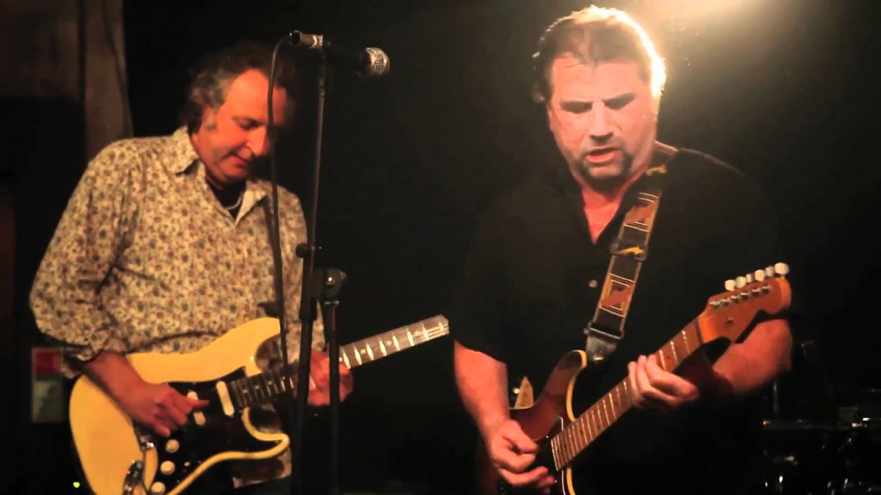 Willy Finlayson and The Hurters, Shakey Ground - YouTube