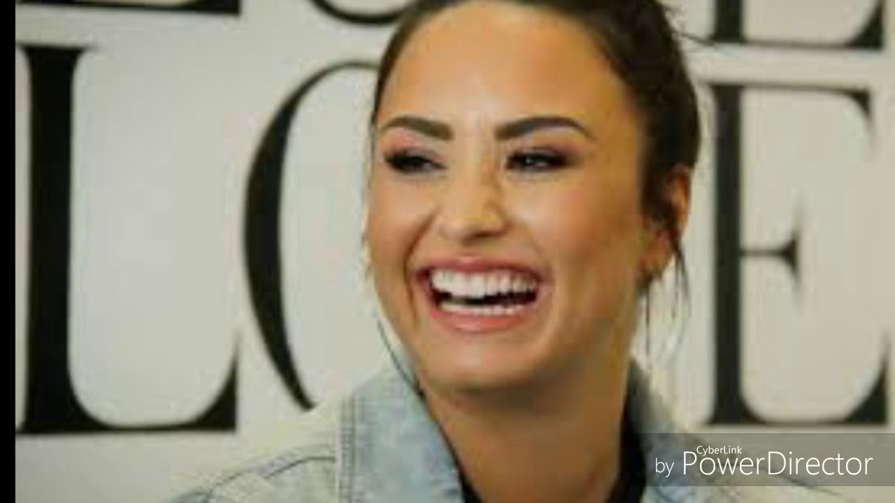 Demi lovato Beautiful Smile - YouTube