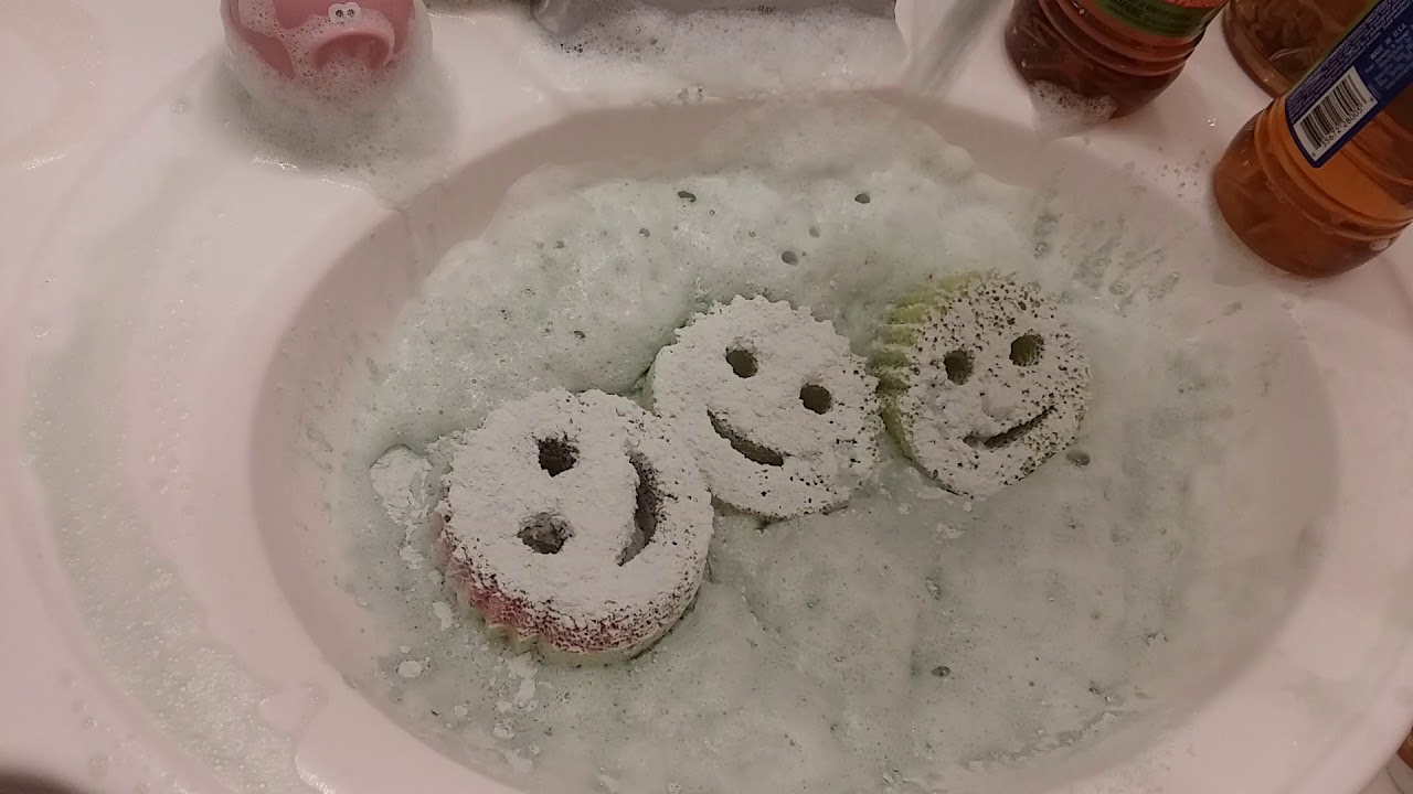 4 Pine Cleansers & Comet👃Scrub&Squeeze - YouTube