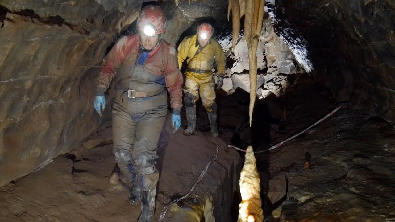 A Caving Trip to Northern Lights in Ogof Ffynnon Ddu, South Wales - YouTube