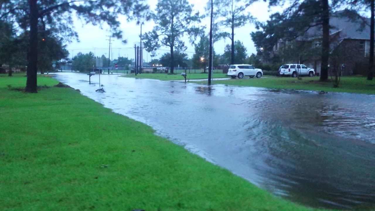 Hurricane Harvey day 5 Friendswood TX - YouTube