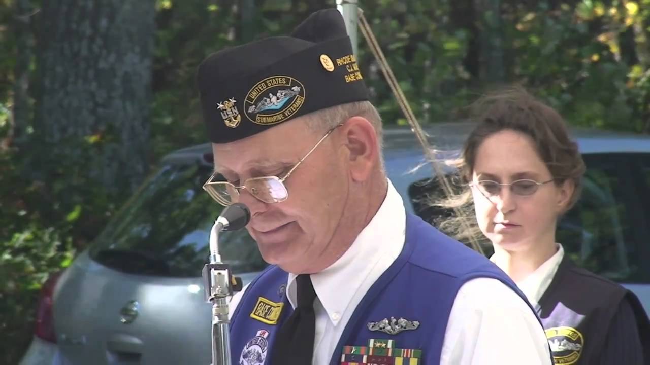 Memorial Service - Tolling of the bells- USS R-12 (SS-89) - YouTube