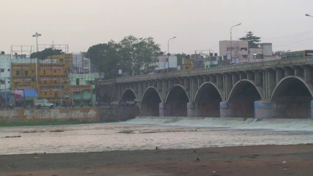 7 12 2017 Vaigai River A.V.Bridge..searching for a boy .. who is ...