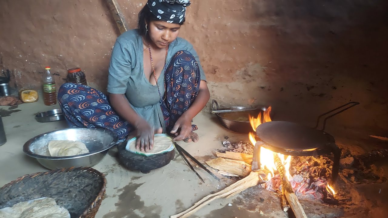 Mountain Village life in Nepal || Kodoko roti & Noodles || Nira Thakuri ...