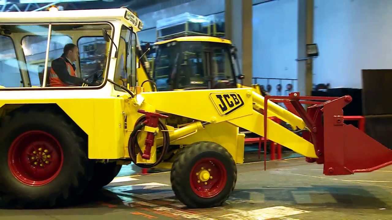 JCB 3C MKIII Production Line - YouTube