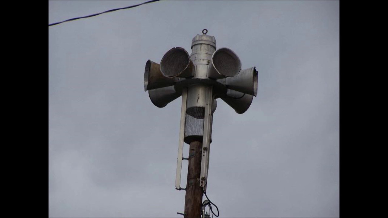 Synthesized Federal Signal STL-10 - YouTube