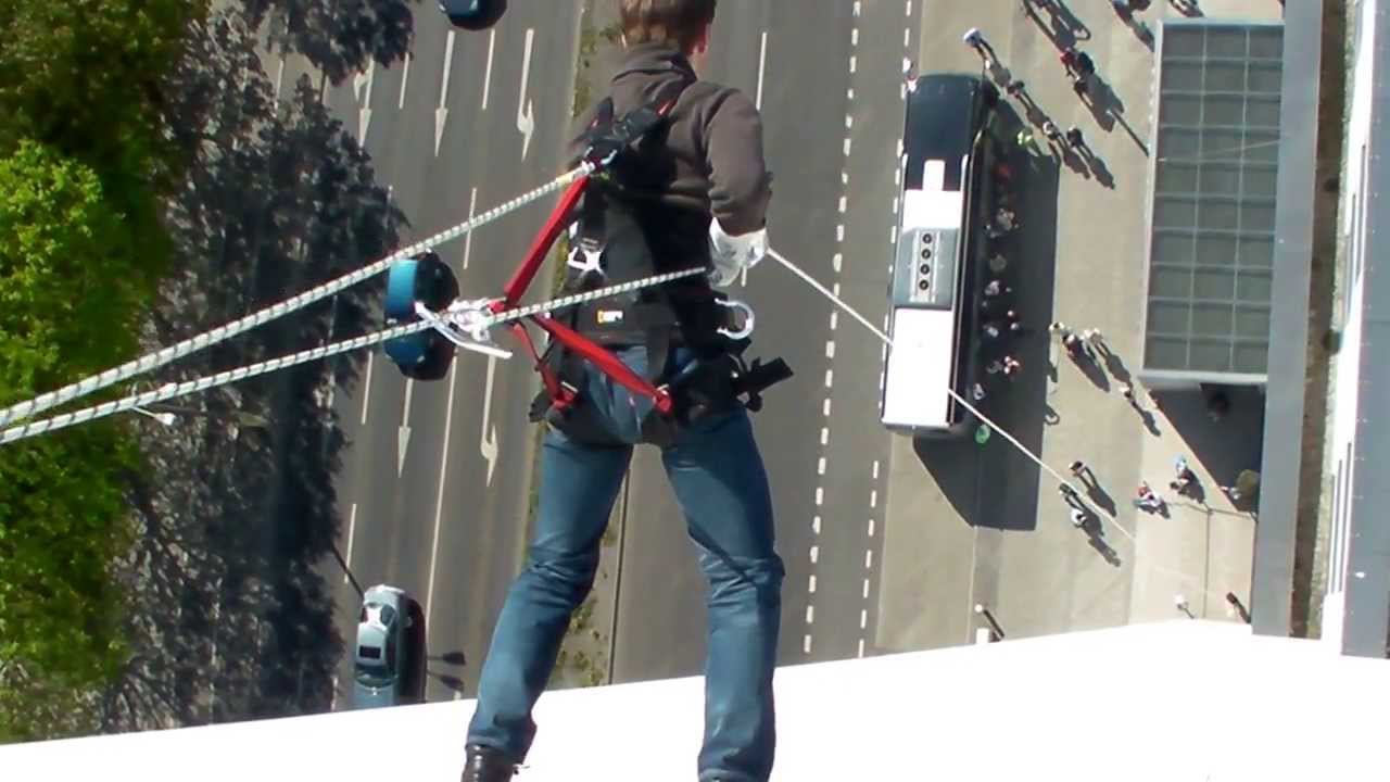 House Running 2013 Berlin Andel´s Hotel - YouTube