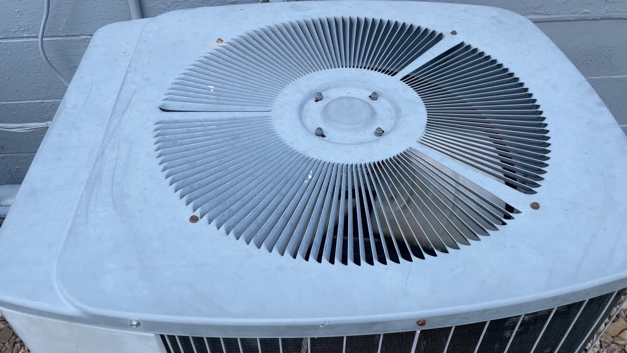 1996 Carrier Tech 2000 air conditioner starting up & 2011 Goodman GSC13 ...