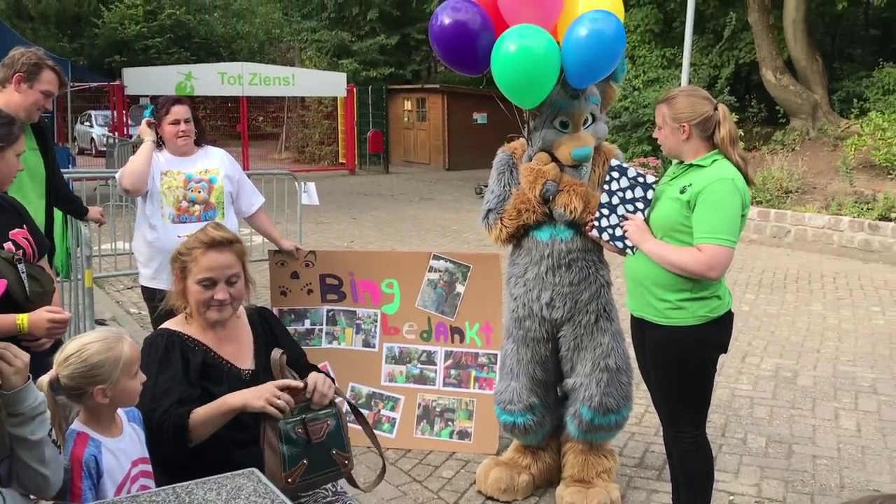 Bing says goodbye - YouTube