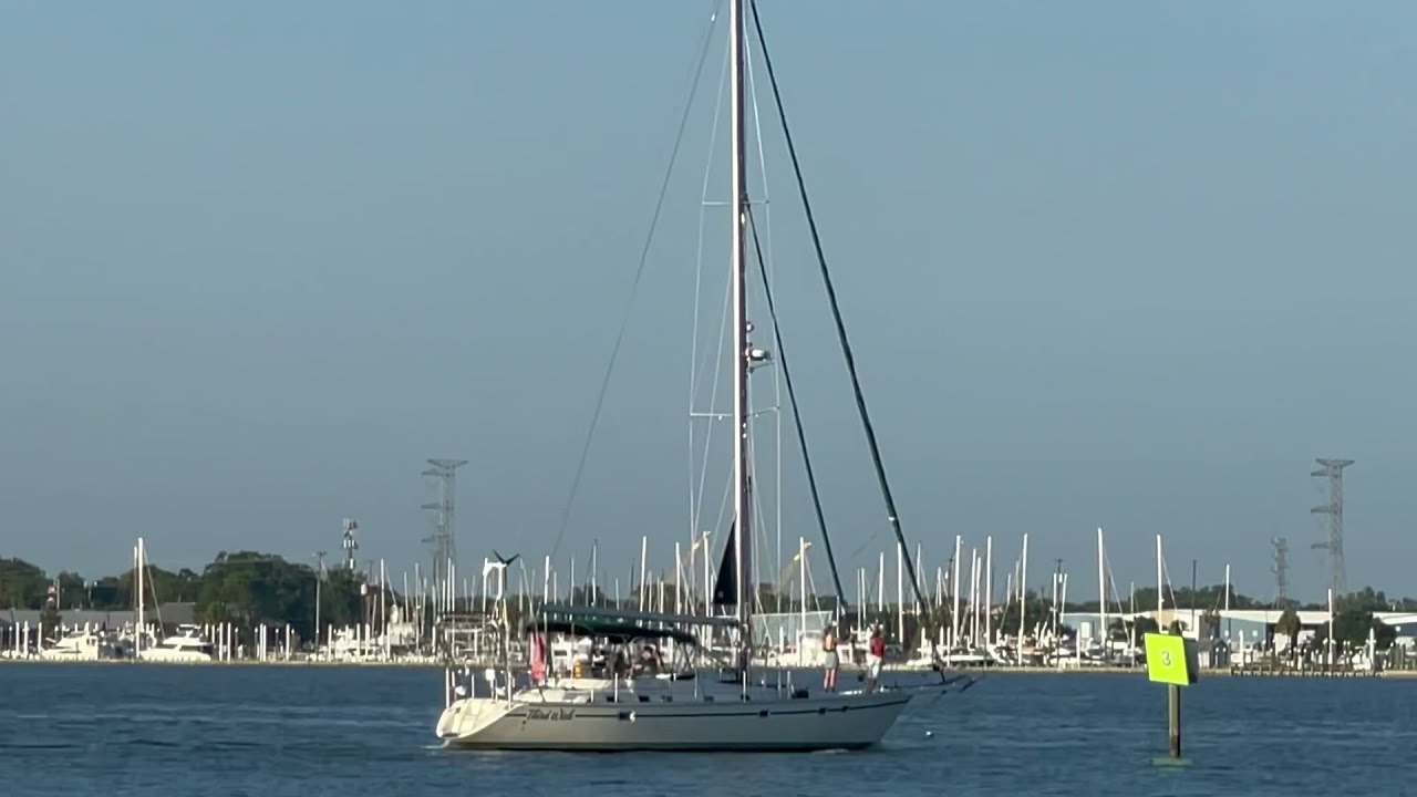 Как отдыхают жители Хьюстона? /Relaxed Boating on Clear Lake, Houston ...