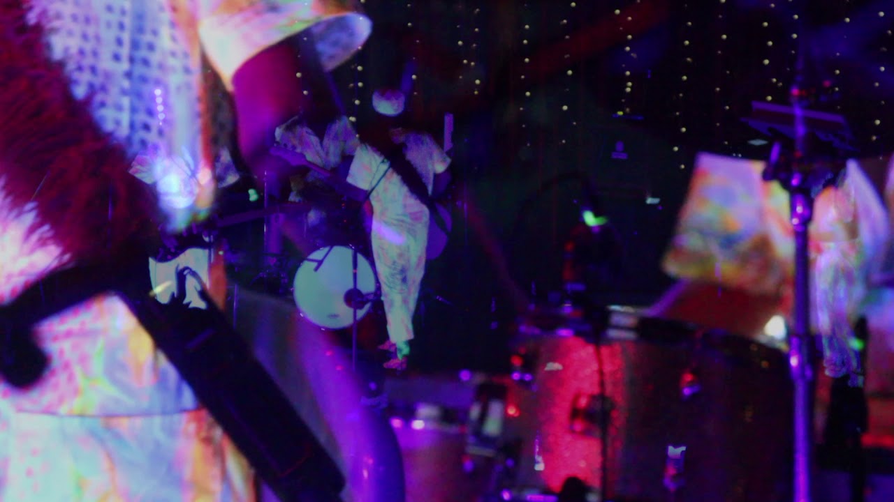 The Iceman Special - Tour Thru Ecuador (Live at Halloween 2019) - YouTube