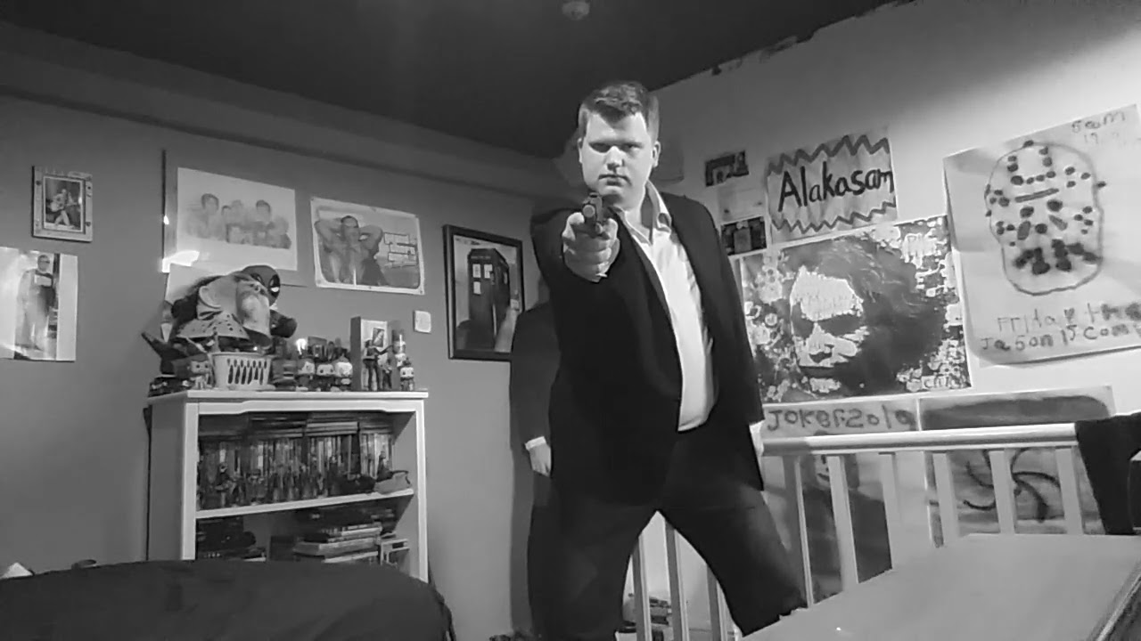 Sam Dobson James Bond Casino Royale Gunbarrel - YouTube