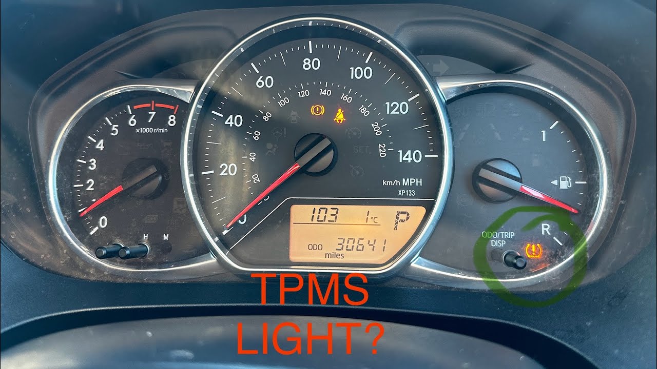 2017 TOYOTA YARIS TPMS TYRE MONITORING PRESSURE LIGHT ON? LEARN HOW TO ...
