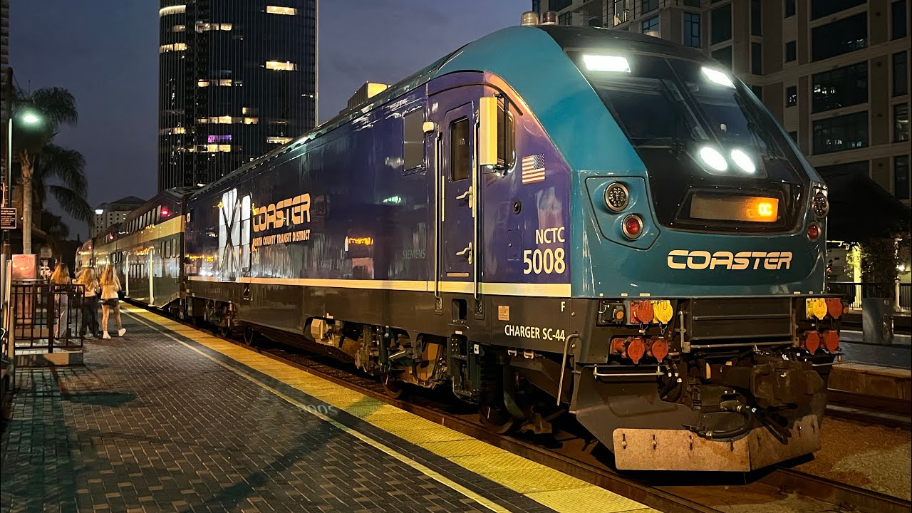 「4K60p」Coaster Train departing Santa Fe Depot (San Diego) - Surf Line ...