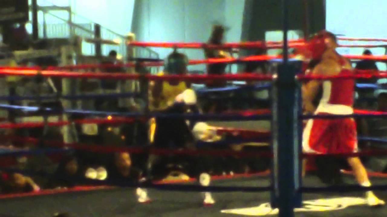 ronnie austin vs jesse wilcox ringside 2011 - YouTube
