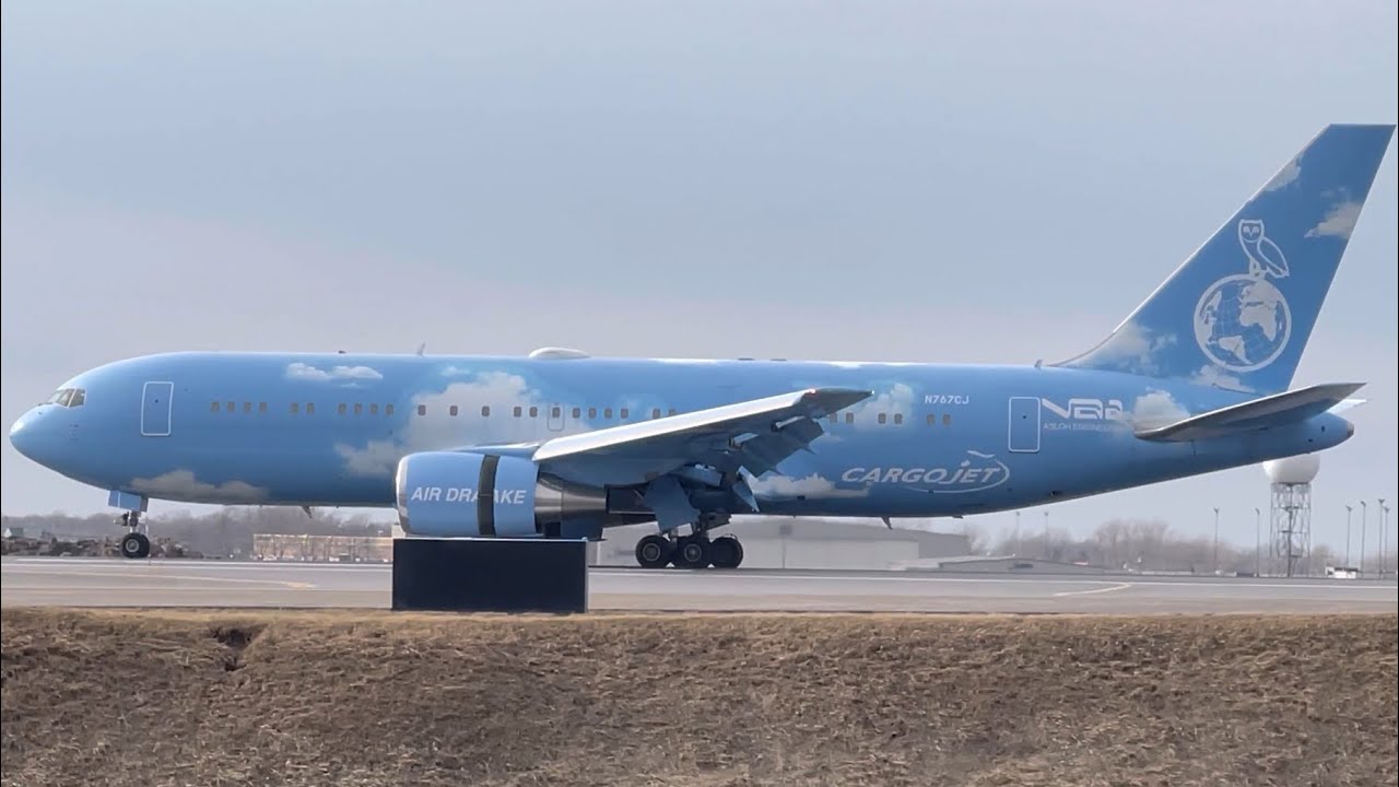 Plane Spotting At The Buffalo Airport On Wednesday February 22, 2024 ...