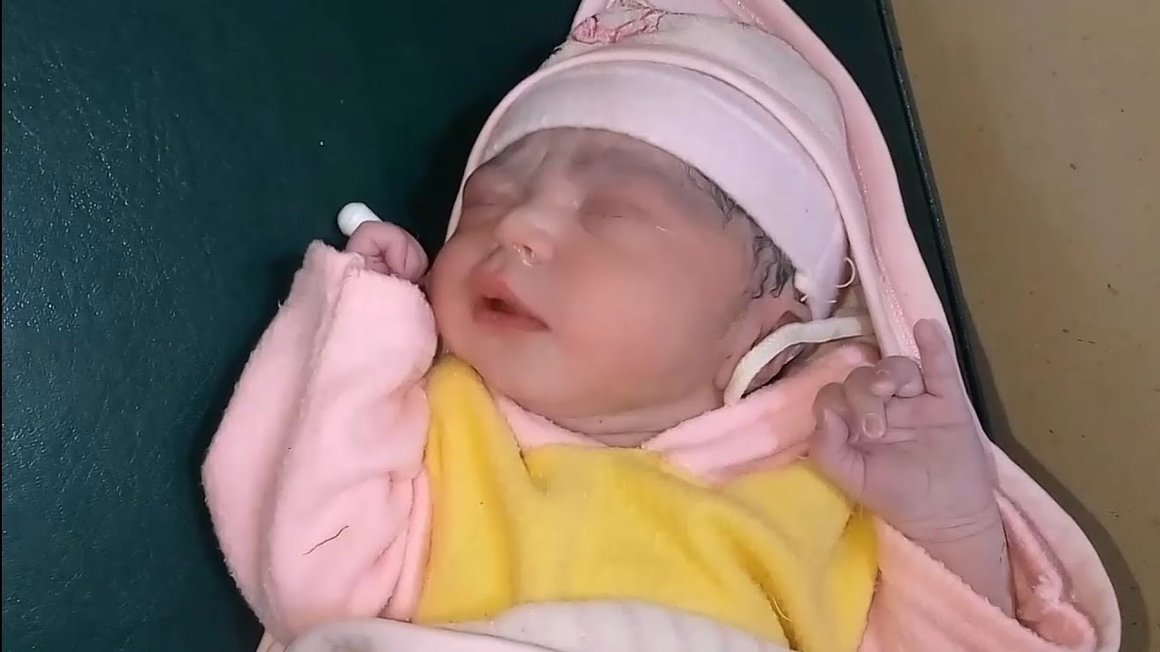 Newborn baby first crying attempt | Baby crying video | Newborn baby ...