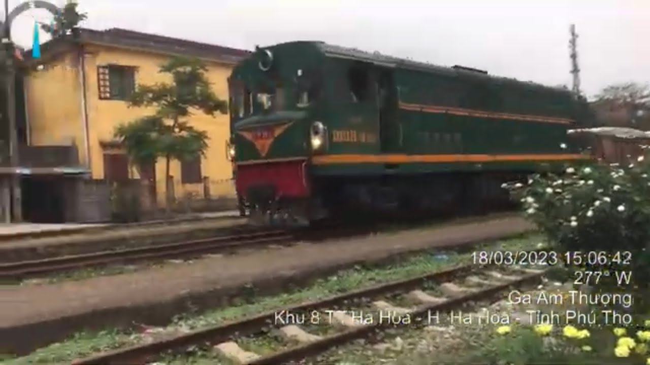 [620]D10H-002 kéo tàu hàng H2708 ram H2738 thông qua ga ấm thượng - YouTube