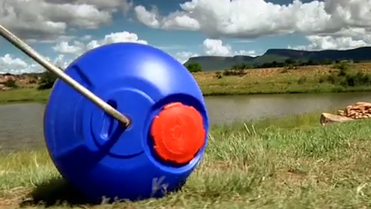 This reimagined wheelbarrow is revolutionary - YouTube