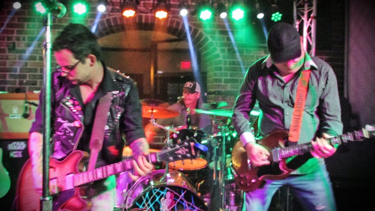 Go your own way Band Cover Live - YouTube