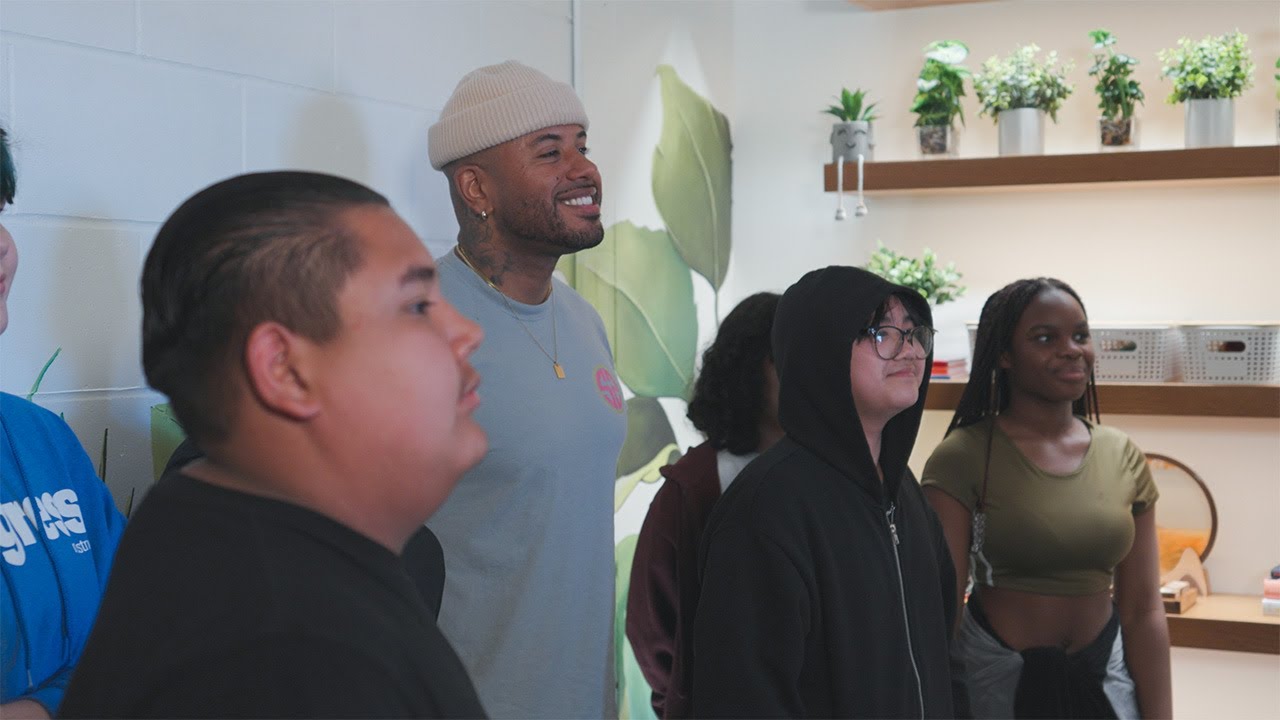 Goodrell Middle School Introduces Student Wellness Room - YouTube