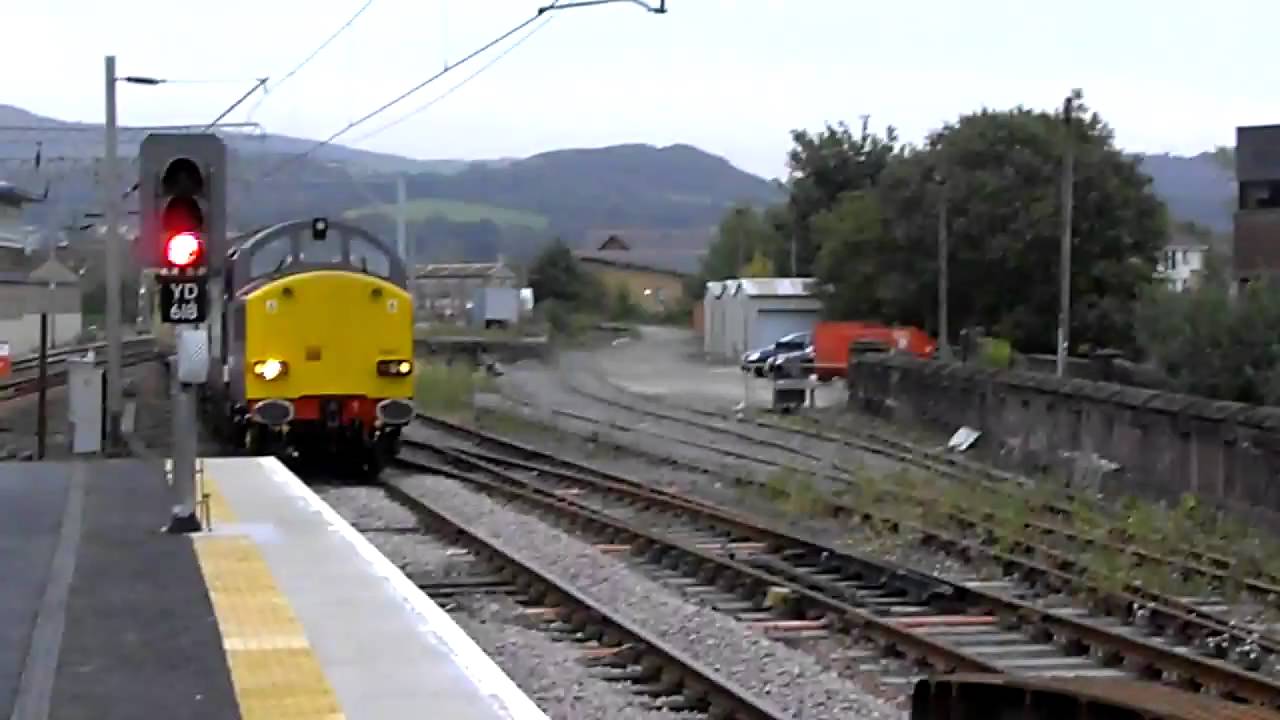 Network rail test train arriving at Dumbarton central. - YouTube