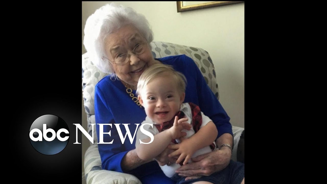 The first Gerber baby meets the winner of this year's contest - YouTube