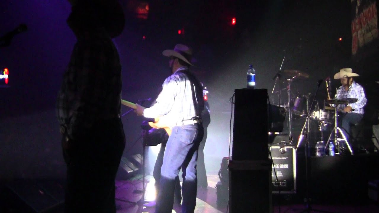 JULIAN GARZA EL VIEJO PAULINO - 4 MESES - YouTube
