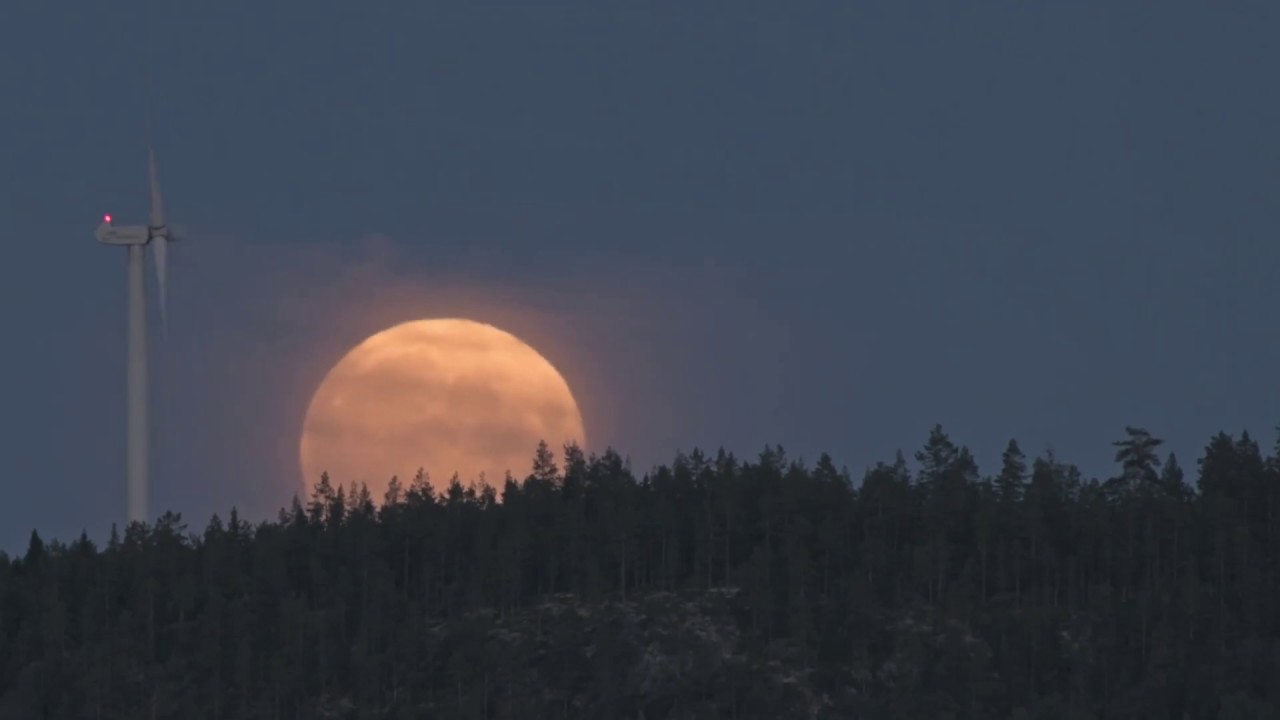 Full Moon Fan - YouTube