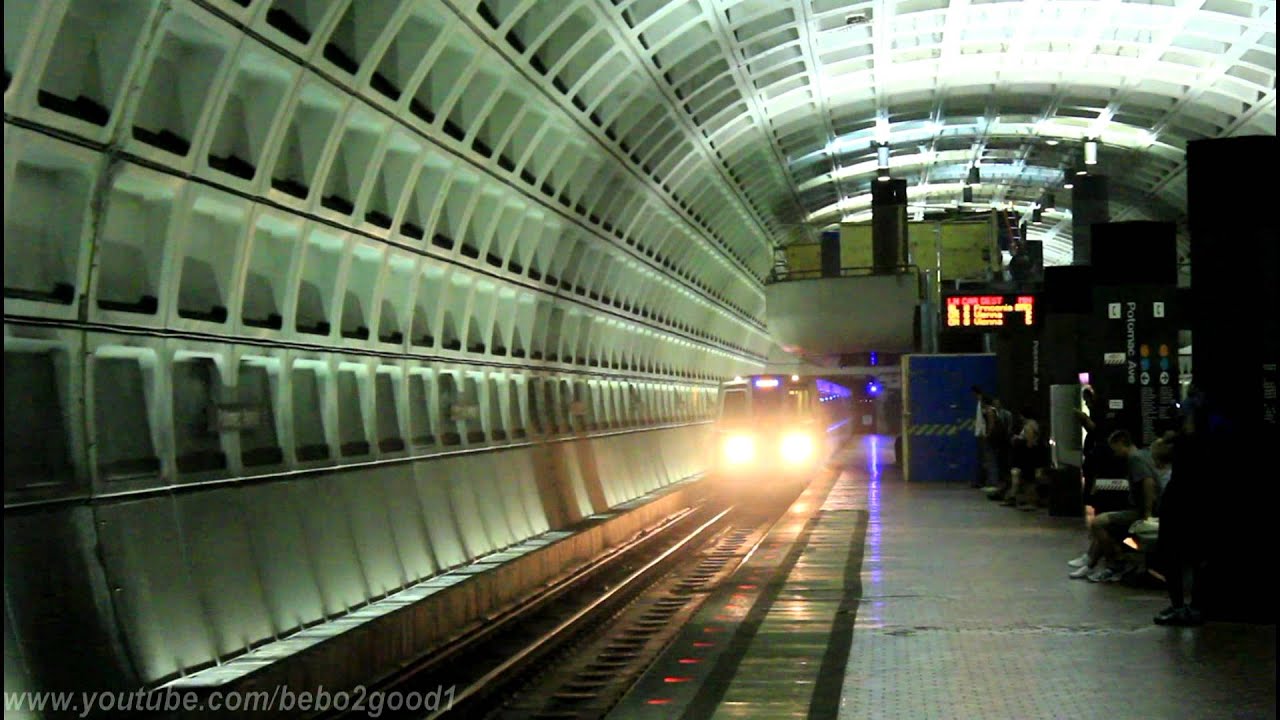 WMATA Metro Rail: Two Blues and an Orange Train at Potomac Avenue - YouTube