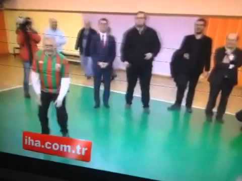 Binali Yıldırım voleybol