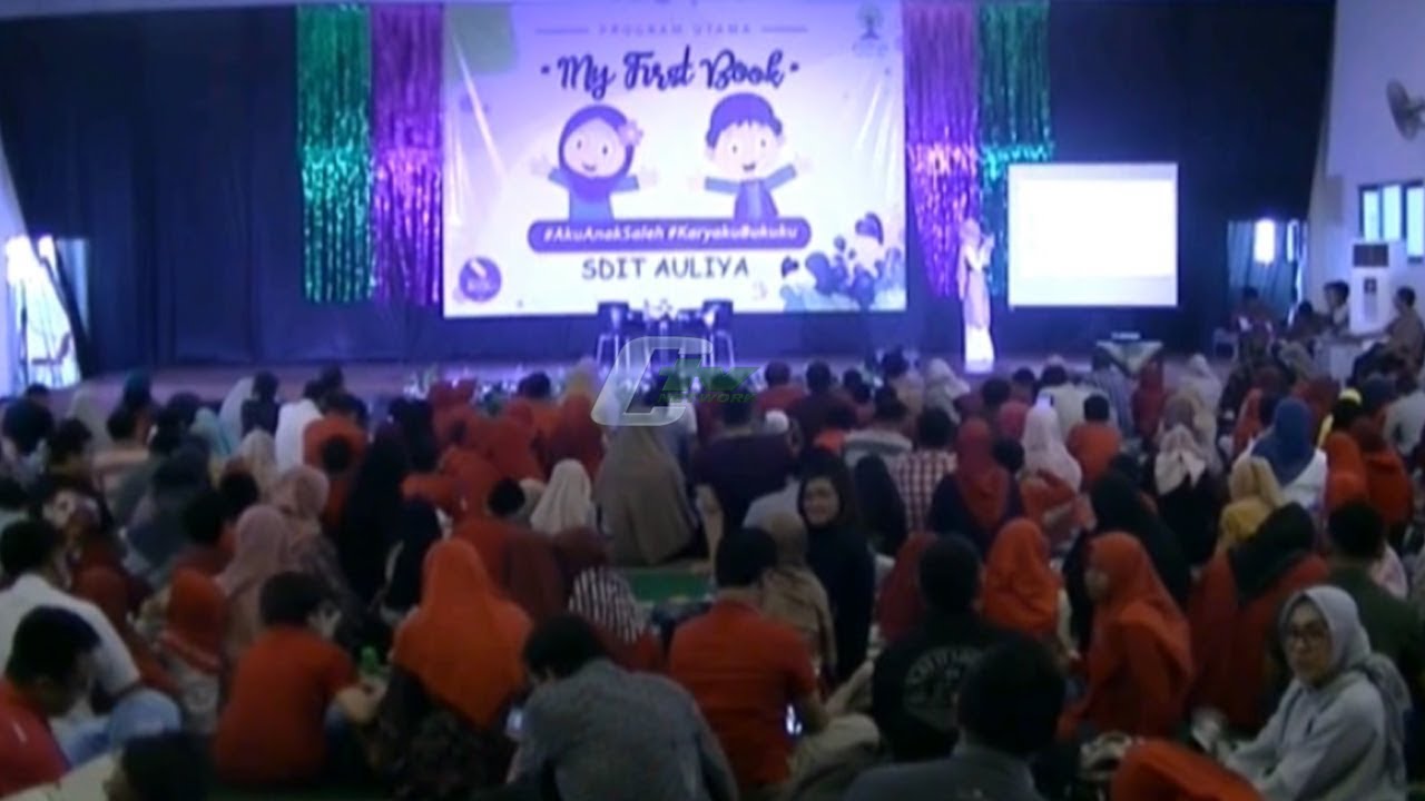 Murid SDIT Auliya Bintaro Diajari Menulis Buku - YouTube