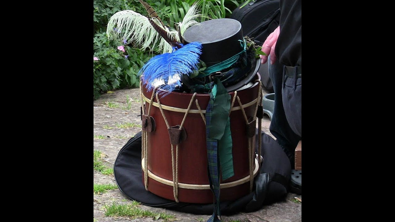 Lodestone Border Morris / The Foggy Dew - YouTube