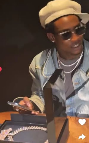 Shallipopi got himself a new diamond chain #shallipopi #shallipoppi # ...