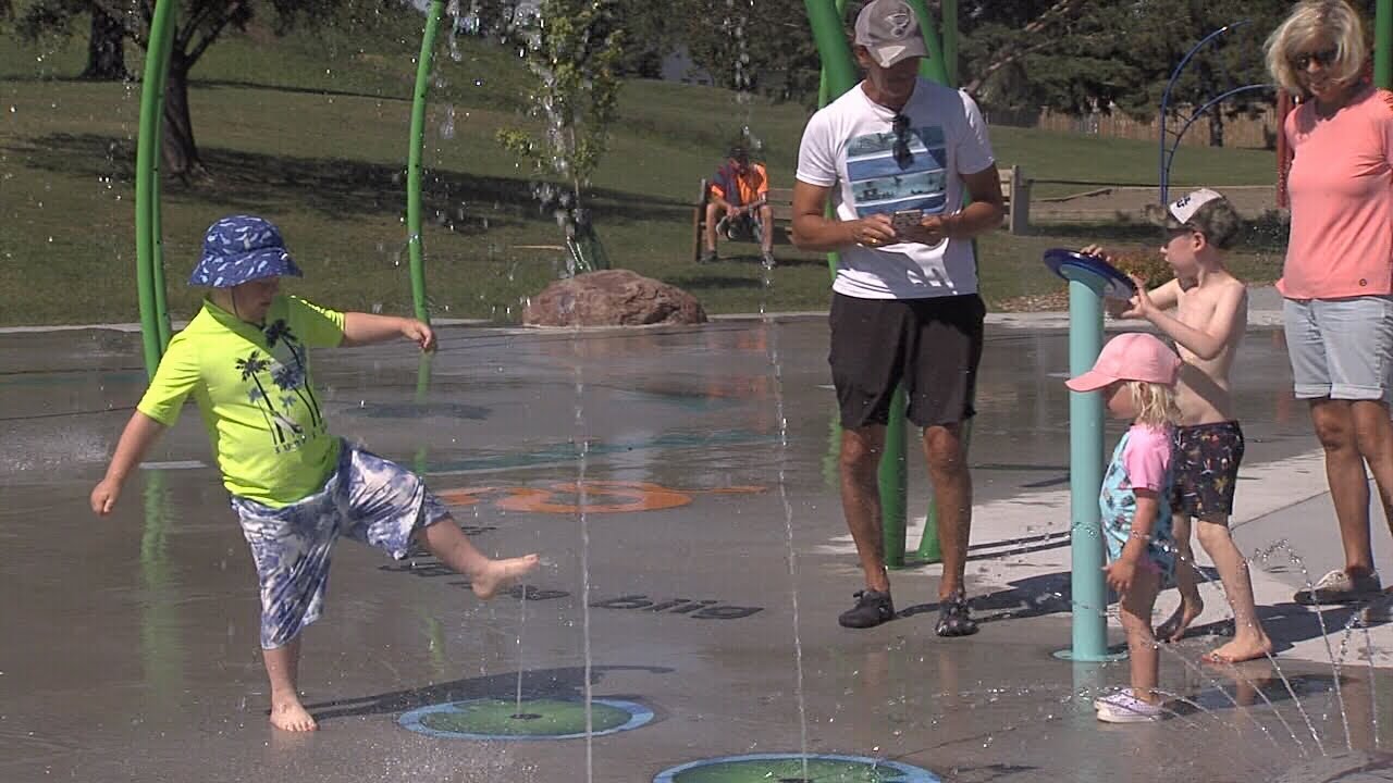 City's newest splash pad is now officially open - YouTube