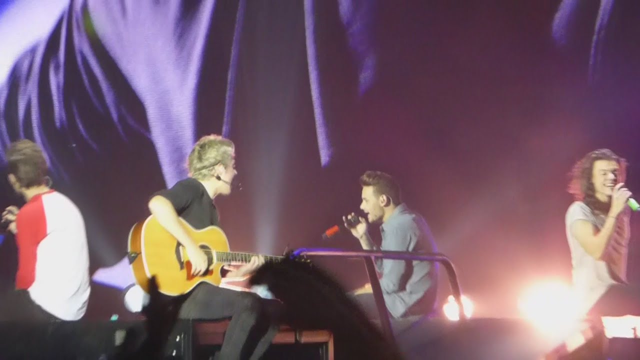 One Direction - Night Changes live at the O2 Arena, London 28/09/15 ...