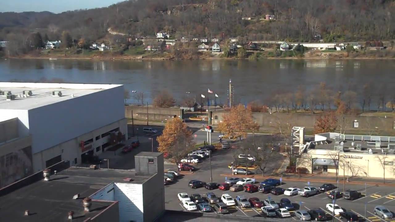 Pullman Square, Huntington WV - YouTube