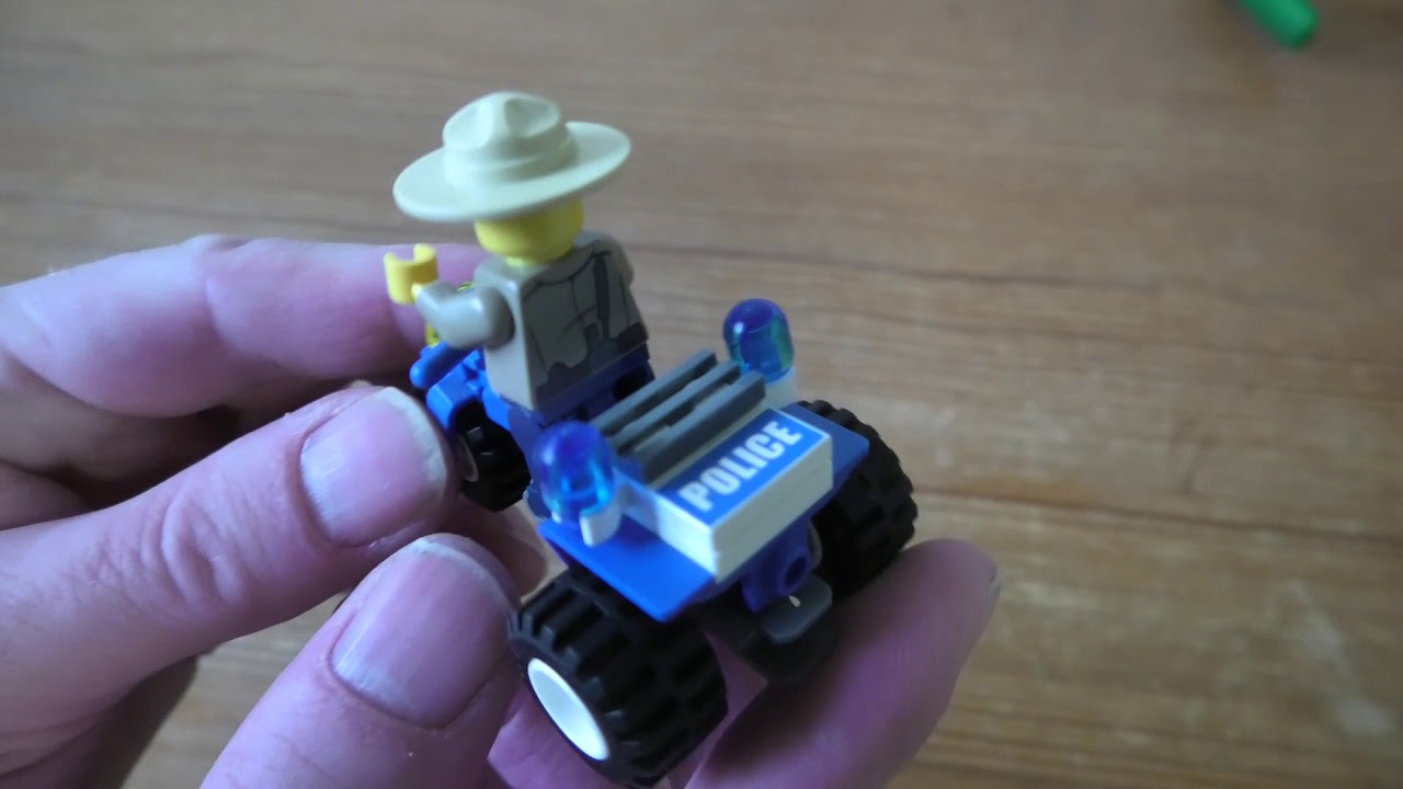 Building Lego City Robbers Hideout SET 4438 PART 1 - YouTube