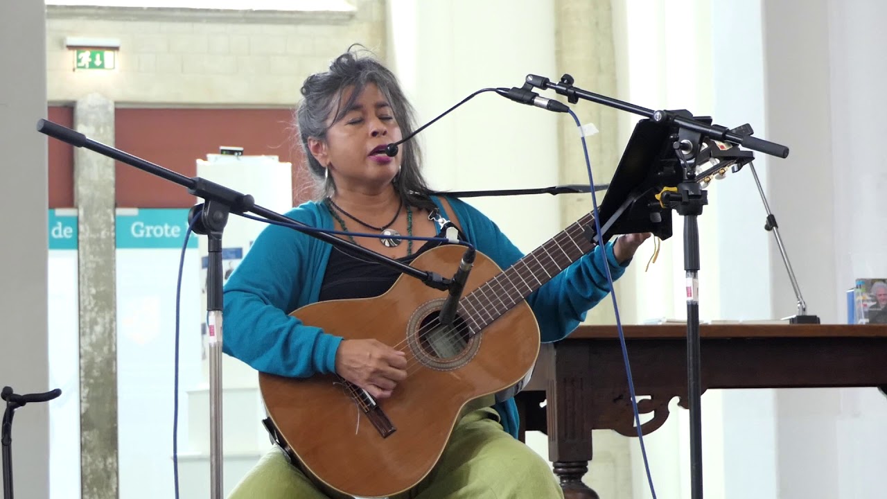 Deborah Jacobs - Dziwny jest ten świat - Czesław Niemen - YouTube