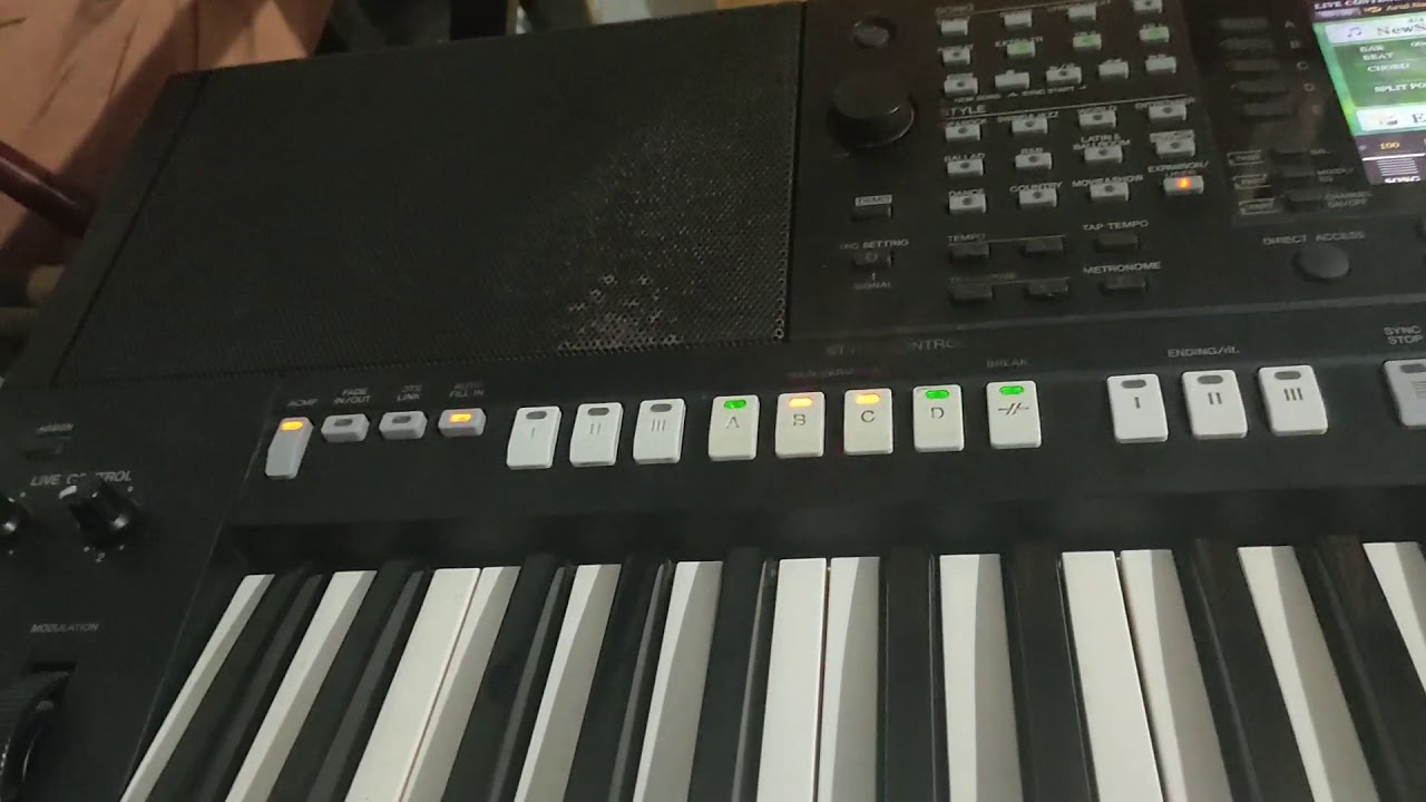 Yamaha psr s 775 new 6/8 style - YouTube