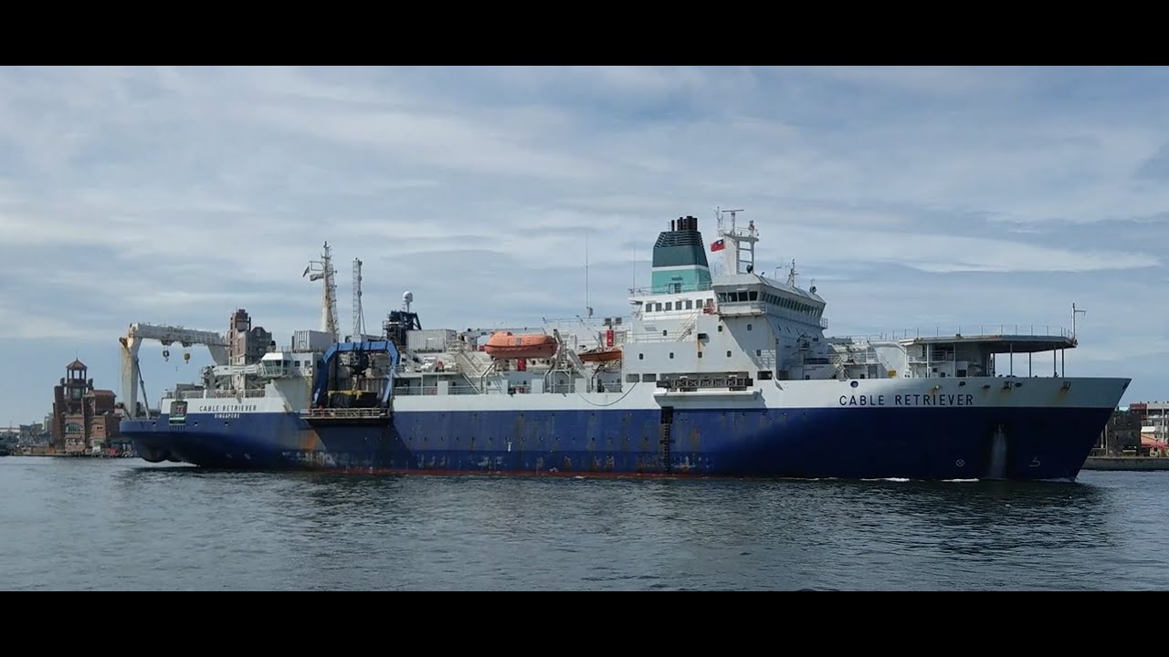 5/16 譚臣船務 修護者CABLE RETRIEVER 敷設電纜船 (浮桶4025→S1出港) 船籍新加坡SG - YouTube