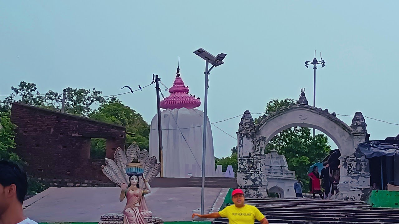 DAY 317 || HUMA LEANING SHIVA TEMPLE || there are 2 || tourist places ...