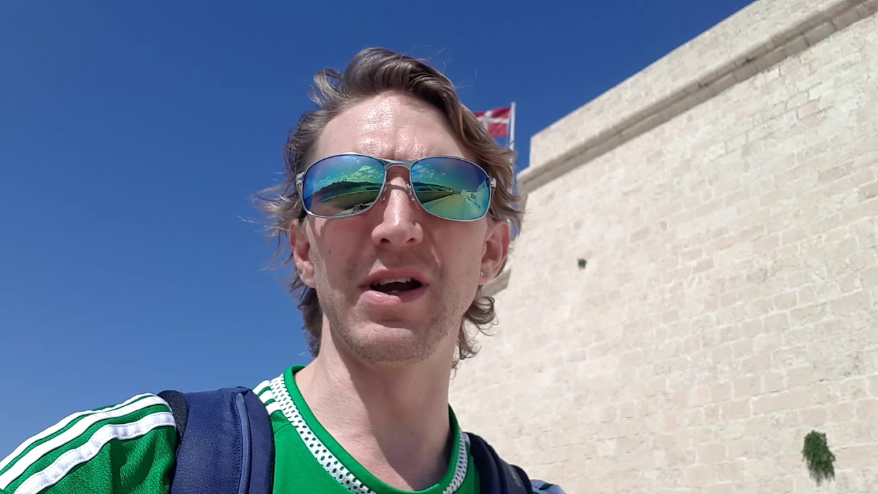 Flags at Fort St Angelo Vittoriosa on route to the Sovereign Military ...