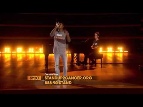 Charlie Puth Performing With Gallant And Alessia Cara At The SU2C Charity Event