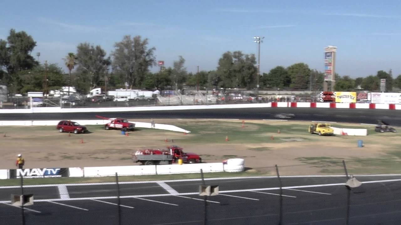 Super Modified Seniors Heat race - Madera raceway 8-15-15 - YouTube