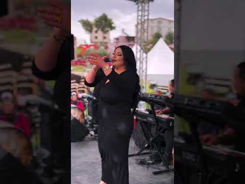 İllede sen #adanafestival #havvaöğüt #türküler #keşfet #shortvideo #türkü #müzik #saz #aboneol #liv