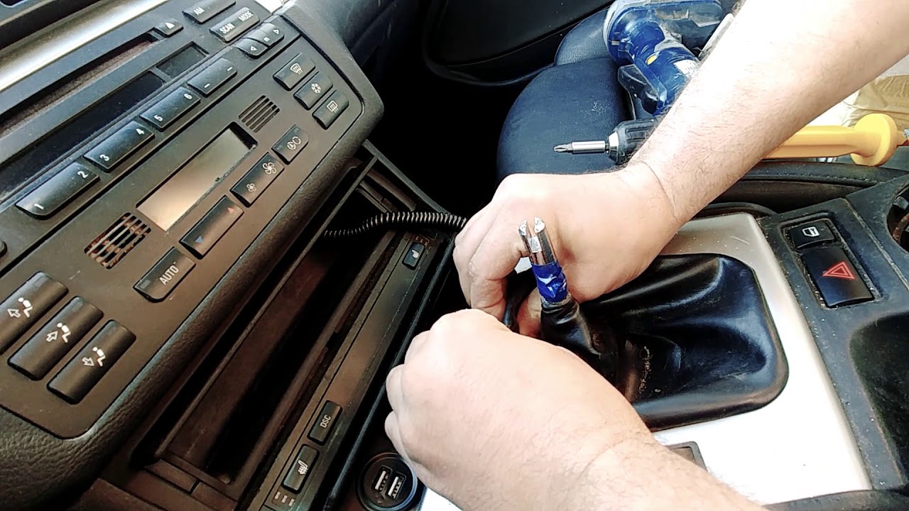 E46 SZM/ashtray console removal - YouTube