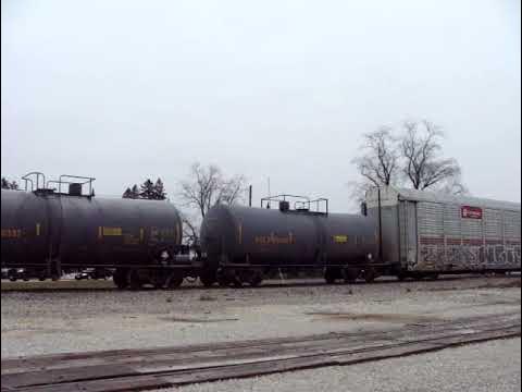 CP-247 thru Pewaukee, WI on 1-5-24 3x0x0 w/KCS-4010 - CP-8938 - CP-8741 + CP-62 in consist - YouTube